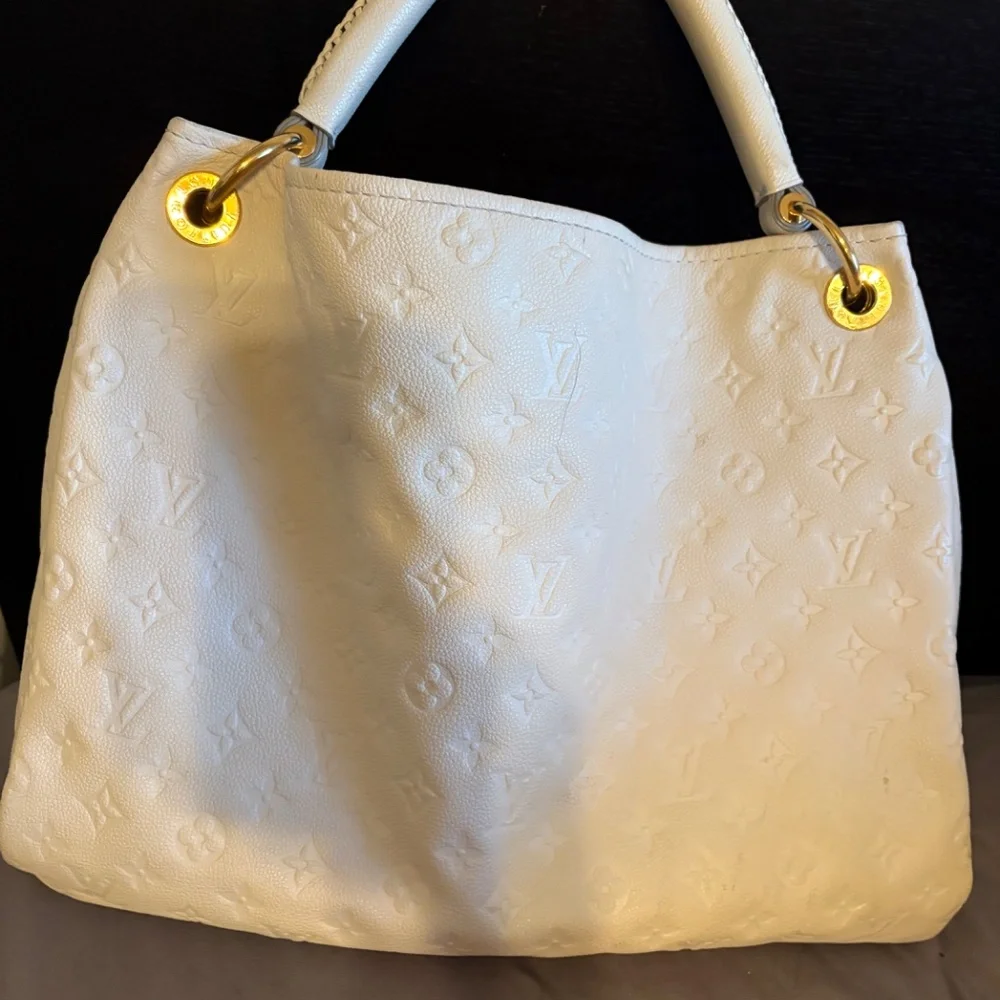 Louis Vuitton | Accessories | Lv Empriente Artsy Style Handbag | Poshmark